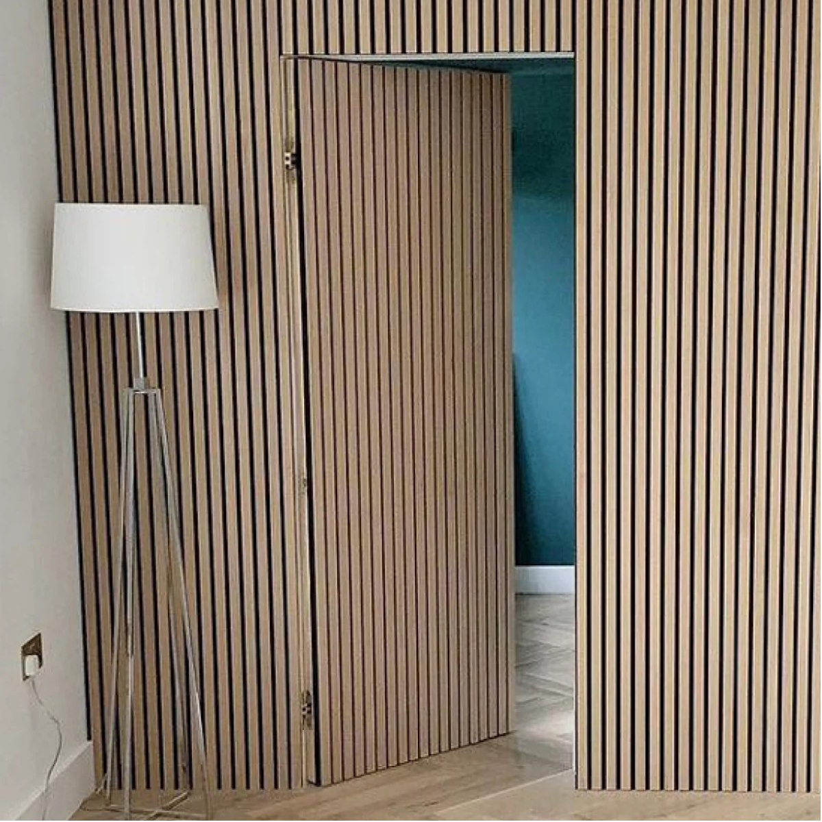 Beautiful natural wall panels and planks - Easy to install, recycled.